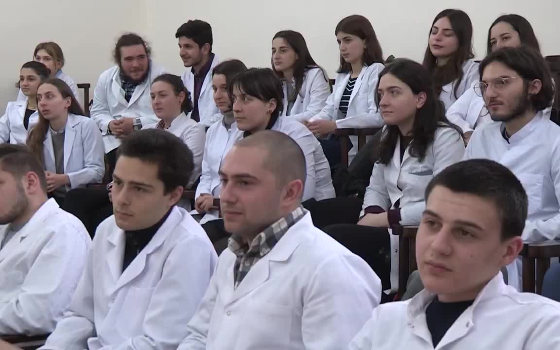 აპათოლოგებს - Coub