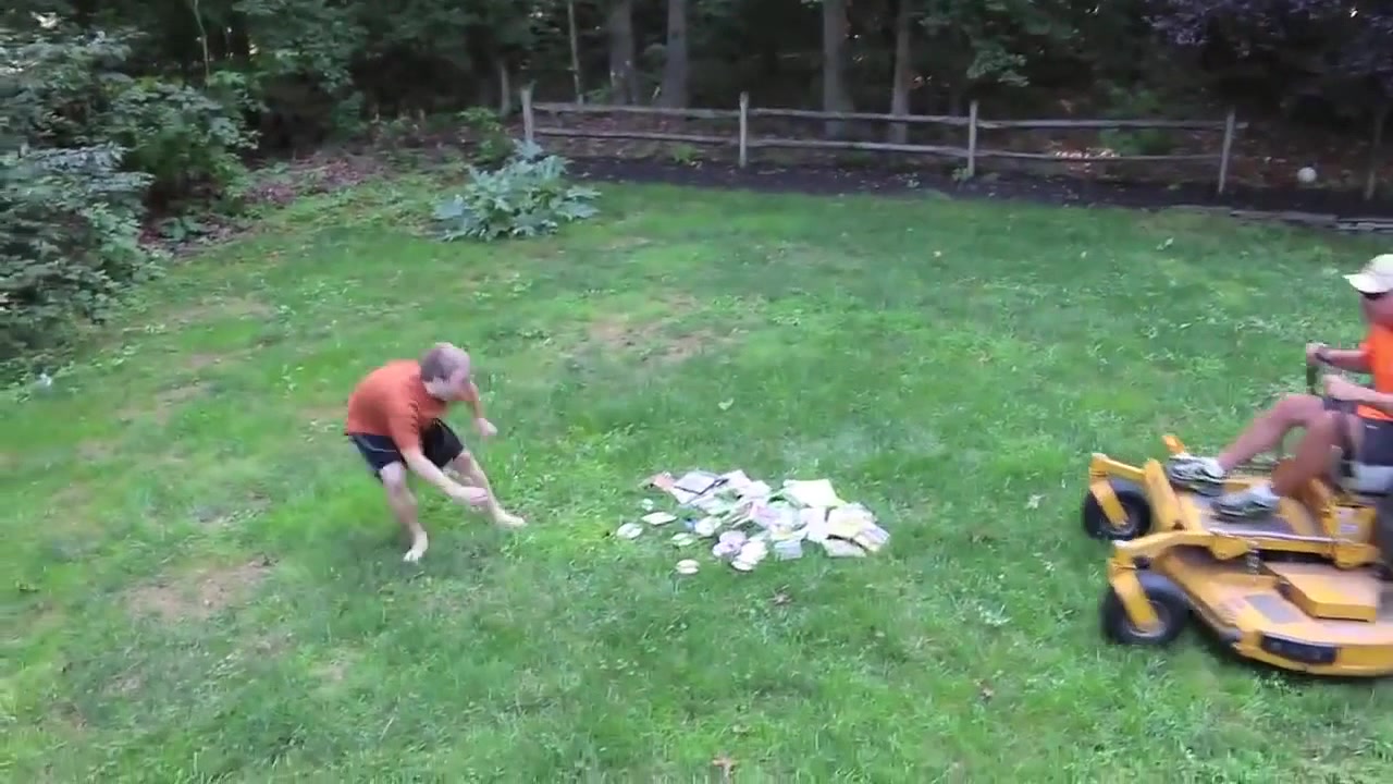 Father Destroys His Son`s Collection of Videogames - Coub
