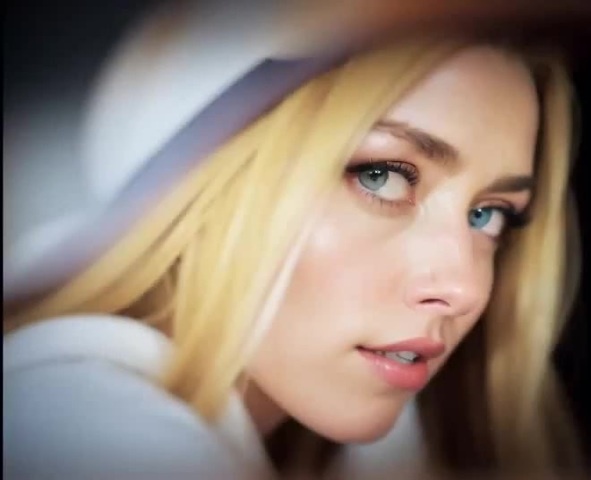 Amber Heard in Ai edition - Coub