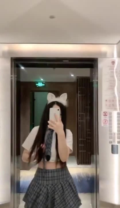 Hellraker elevator dance - Coub