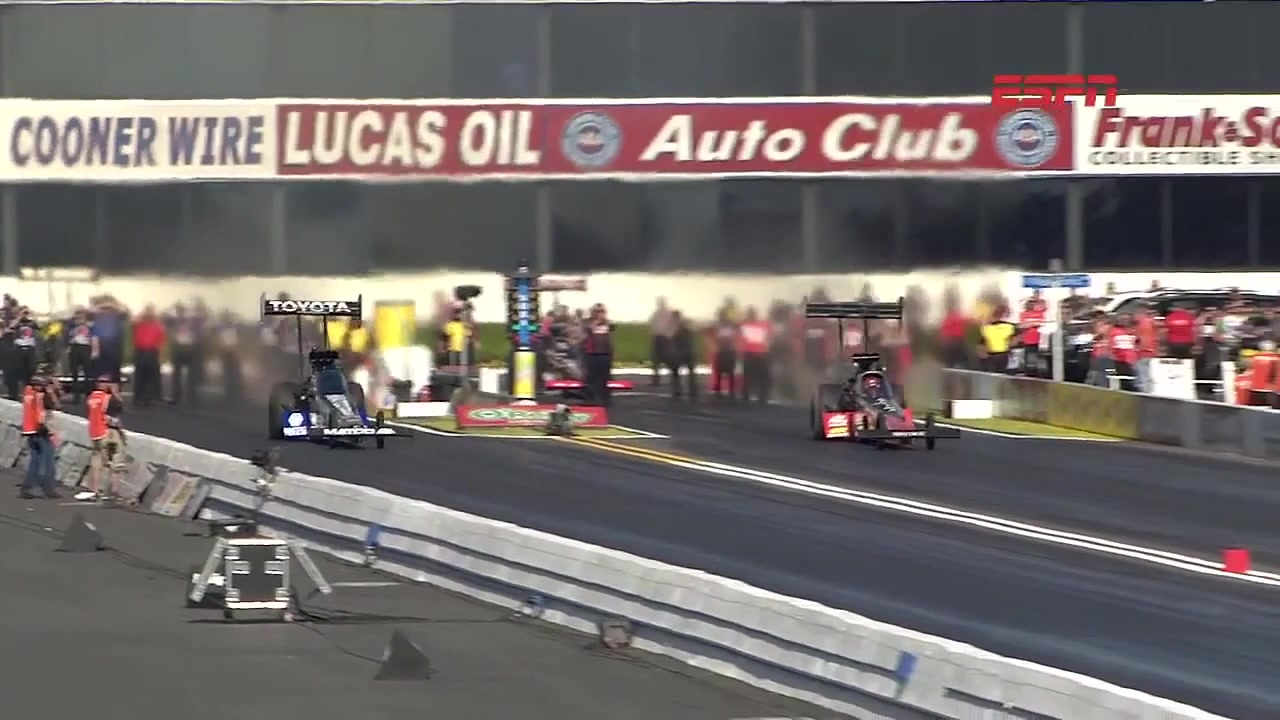 Antron Brown NHRA Top Fuel crash at Pomona Winter Nationals - Coub