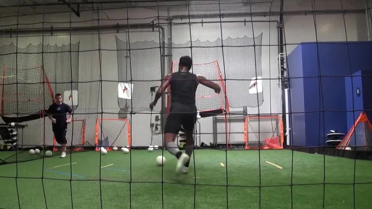 Training with toca soccer machine (Ping pong loop) - Coub