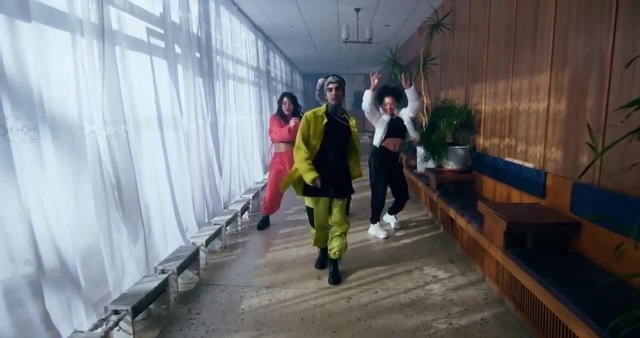 A bond girl should be a strong and independent woman. - Coub