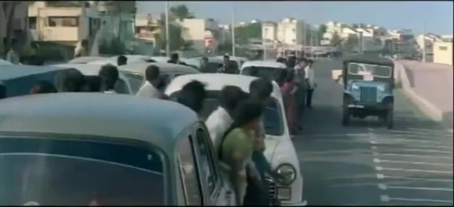 THE BEST INDIAN CHASE EVER bollywood special - Coub