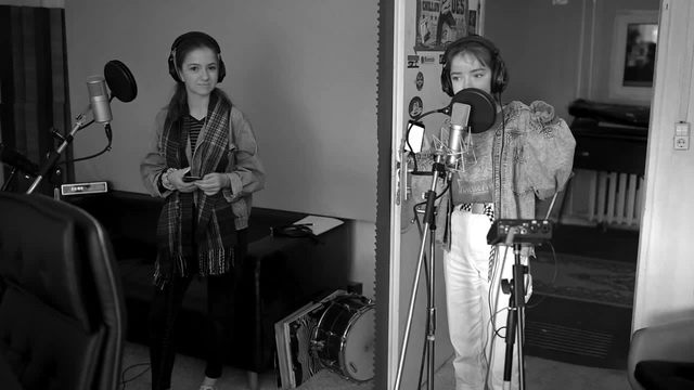 The BossHoss - Little Help ft. Mimi & Josy - Coub