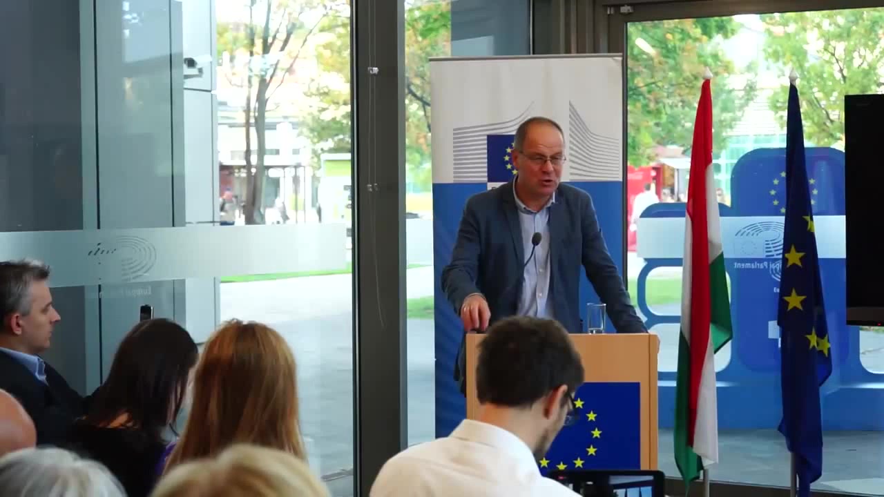 Navracsics: Nincs sorosterv - Coub