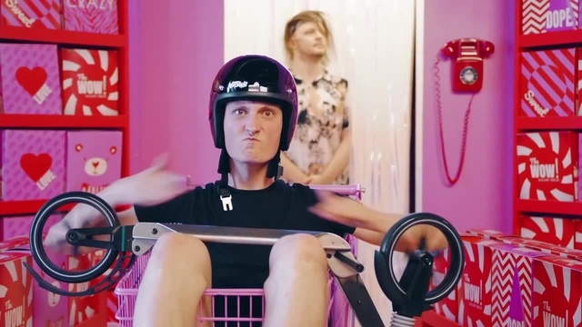 WE BUTTER THE BREAD WITH BUTTER - 20 km/h (Piece) - Coub