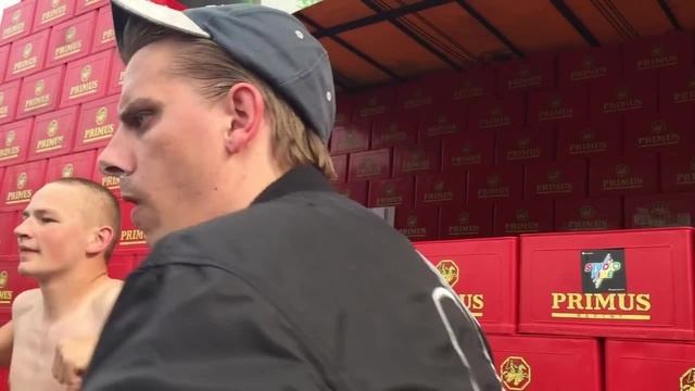 Hardcore Raver in tears after losing epic dancebattle - Coub