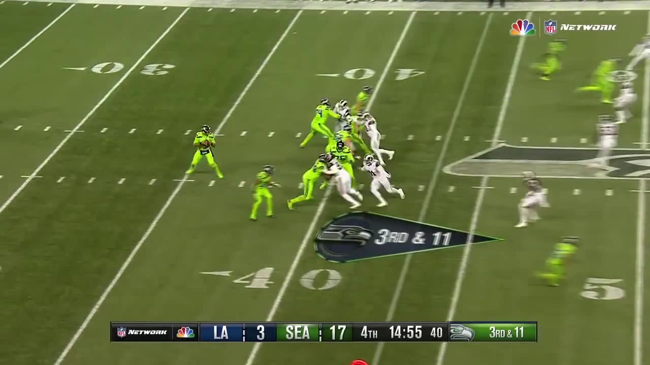 Tyler Lockett Catches 57-yard TD Strike from Wilson! | Rams vs ...