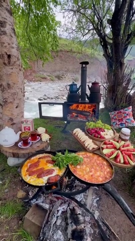 A simple breakfast surrounded by the sounds of nature - Coub