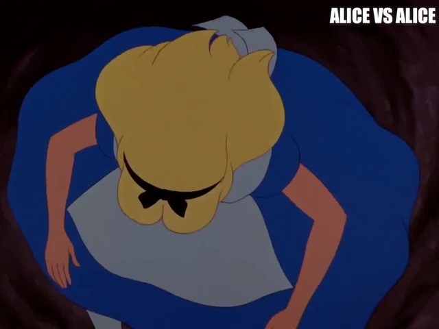 Alice vs Alice - Coub