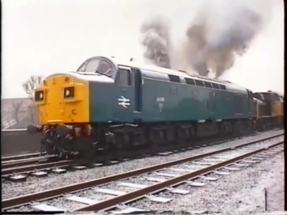 Big Diesel Engine COLD START - Coub