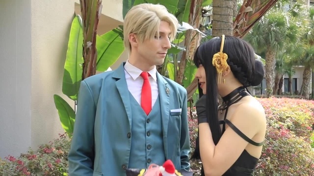 😋😋 57 million views 😋😋 // Thanks! // Spy x Family косплей @ Holiday Matsuri 2022 (song: Gen ...