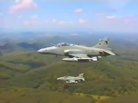 RMAF Hawk Mk108 Mk208 - Coub