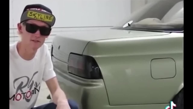 Woman FAILS To Intimidate Man - Coub