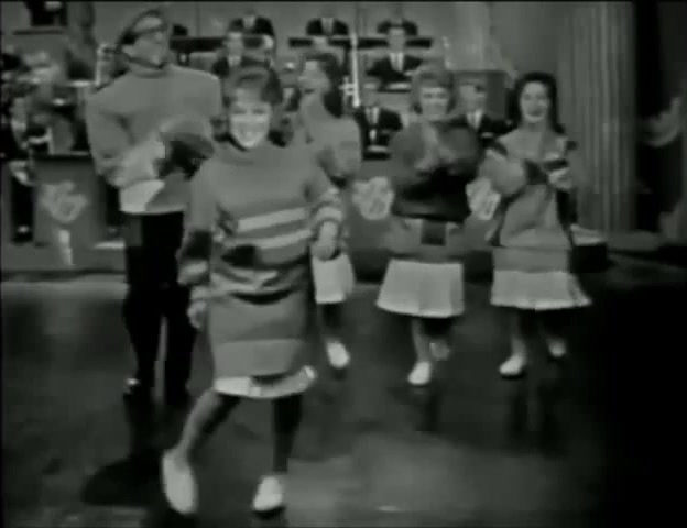 EVERYBODY IS DANCING))) - Coub