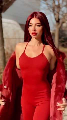 Alessandra gilioli - red hair girl in red dress - Coub