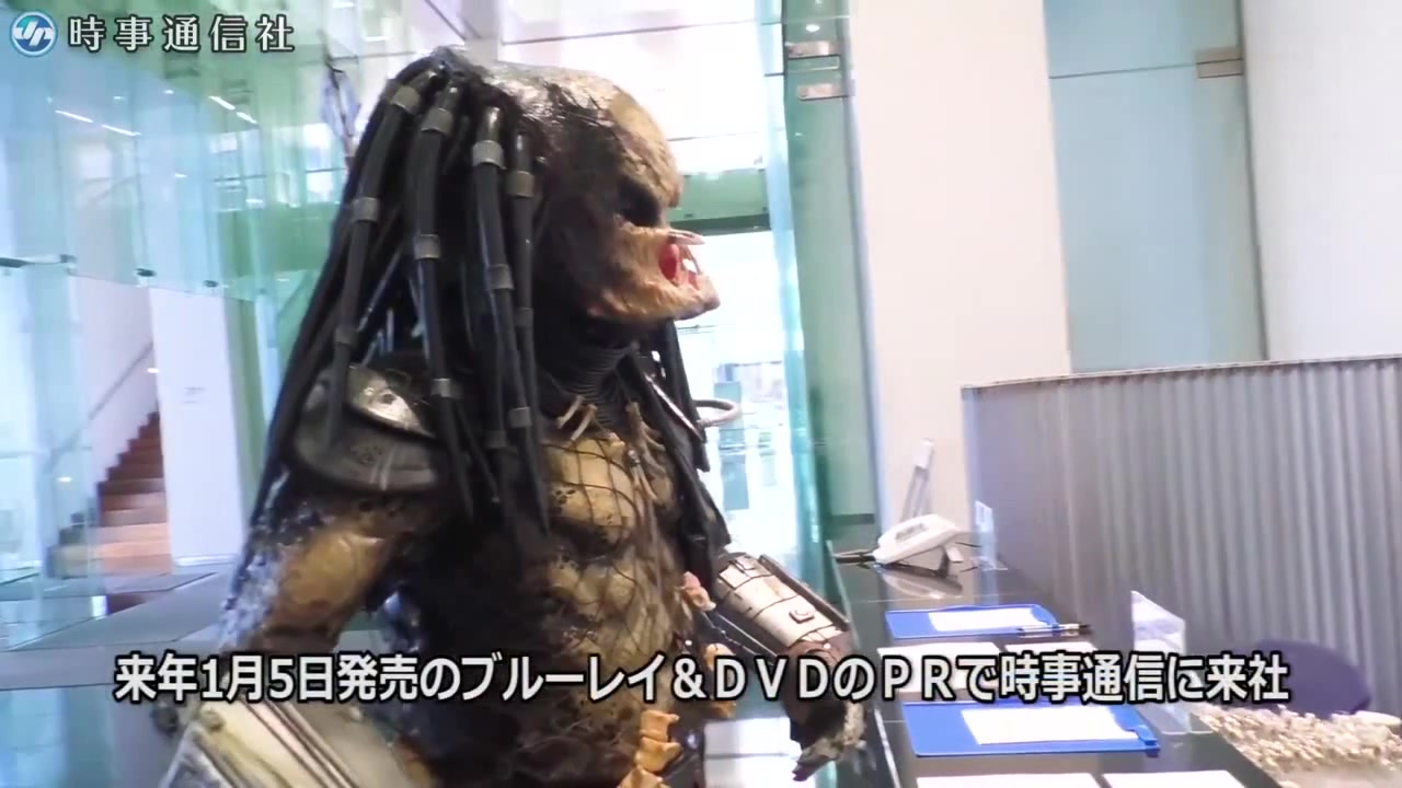 PREDATOR REAL LIFE COSTUME [2019] - Coub