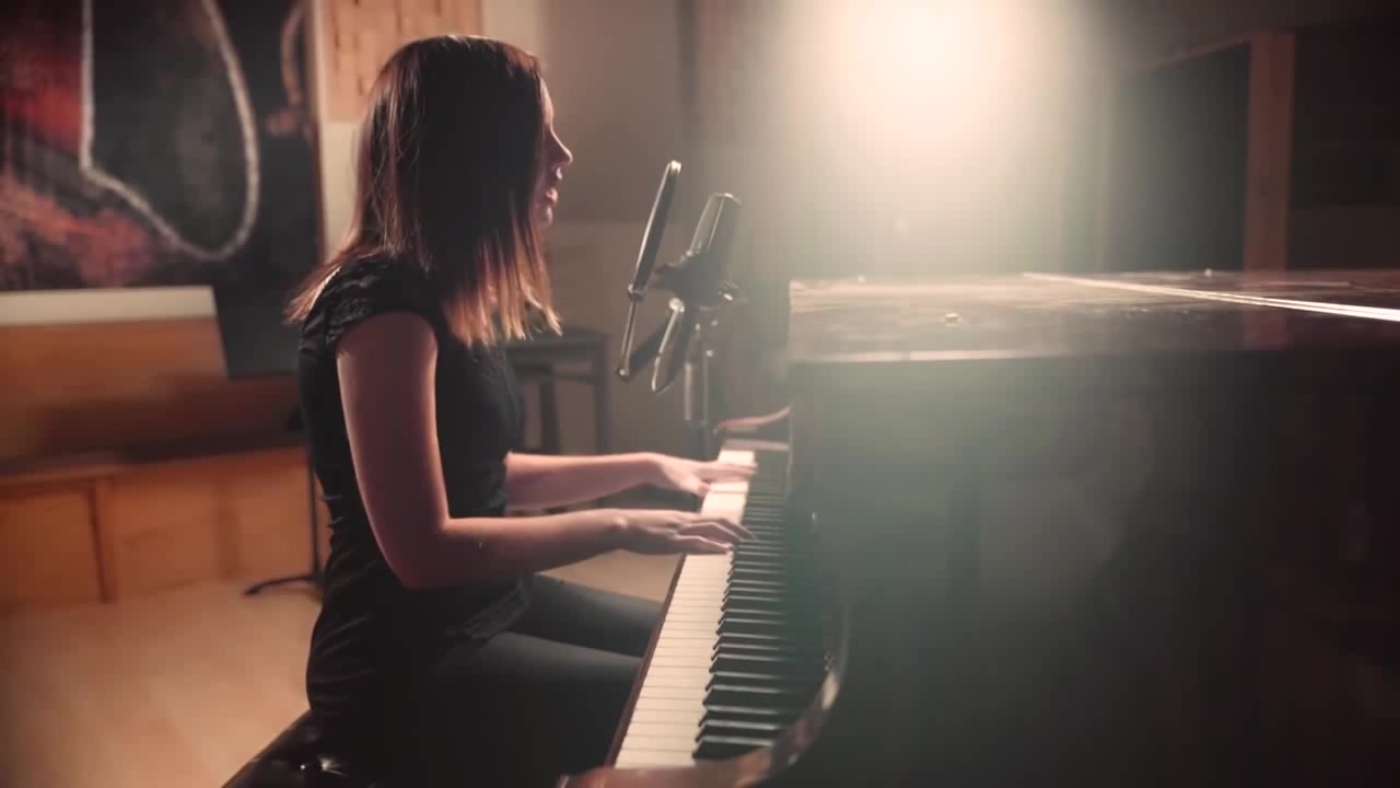 TheFatRat ft. Laura Brehm - The Calling (piano acoustic) - Coub