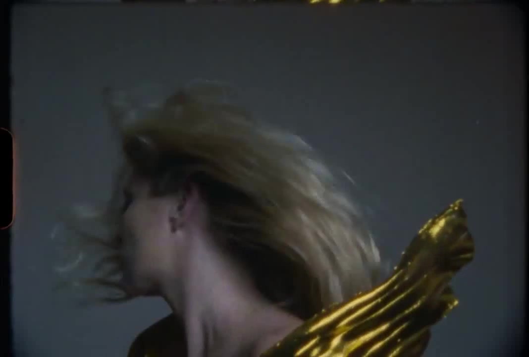 Kate Moss and Kesewa Aboah Behind the Scenes - LOVE - Coub