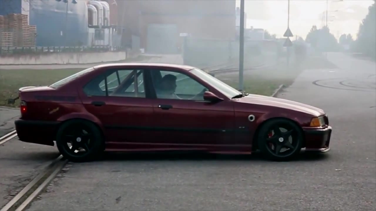 BMW E36 325 Turbo Tireslayer - Coub