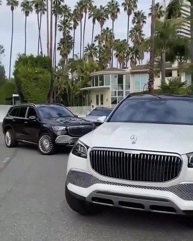 Mercedes-Benz GLS Maybach 600 (bounce mode) - Coub