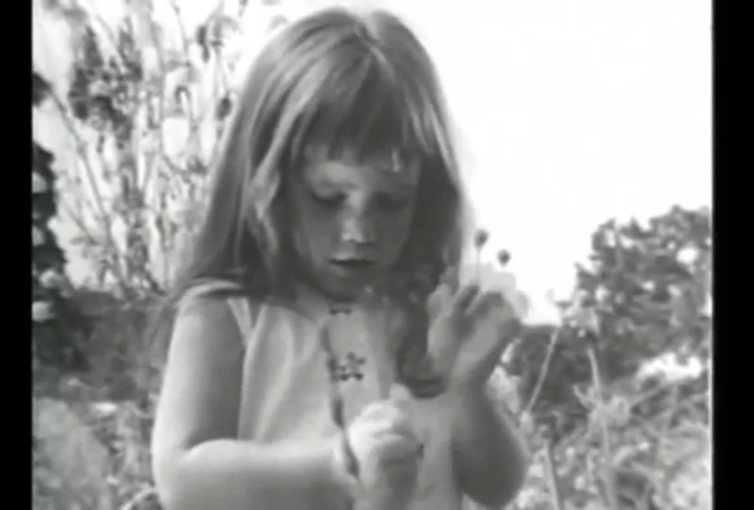 Ads from the cold war are the best. - Coub