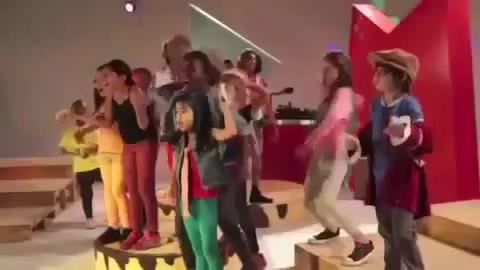 Weekend Pancake Report with Gerard Way - Coub