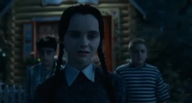 Wednesday Addams' creepy smile - Coub