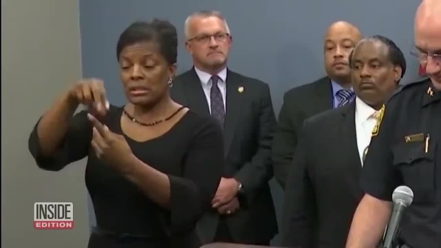 Fake Sign Language Interpreter @twicereaction's Video Tweet