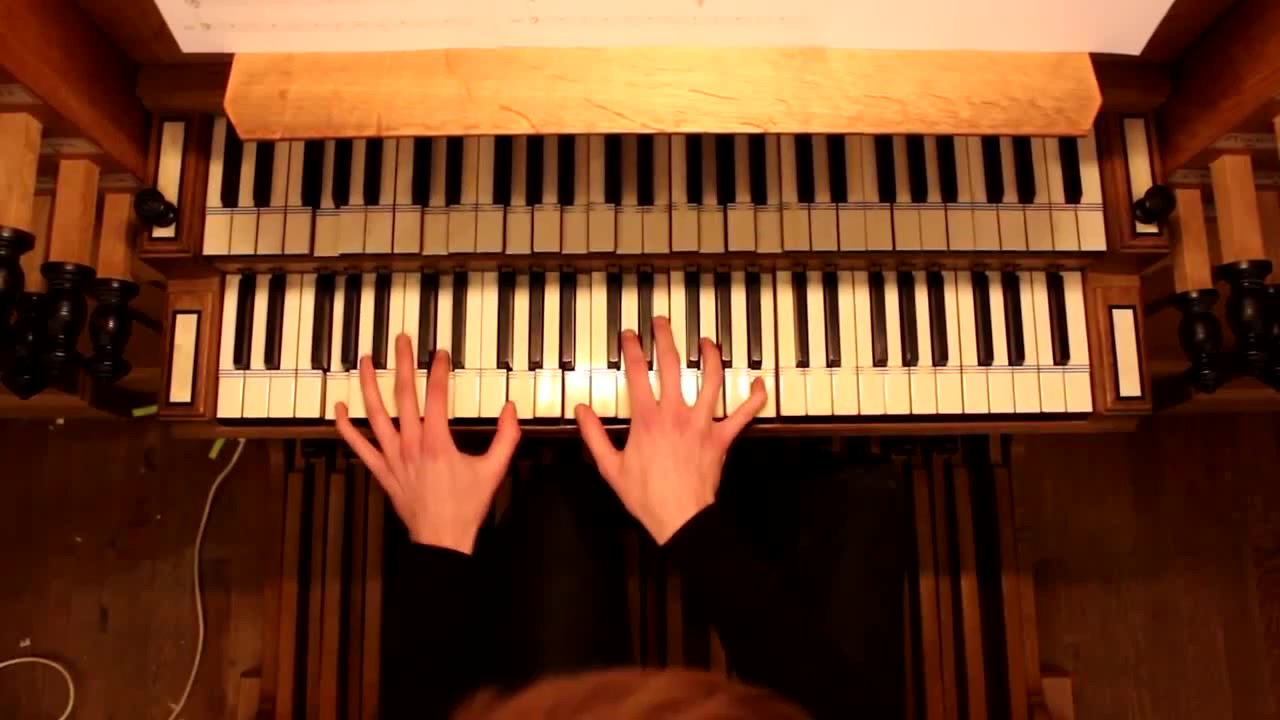 Interstellar - No time for caution on church organ and piano - Coub